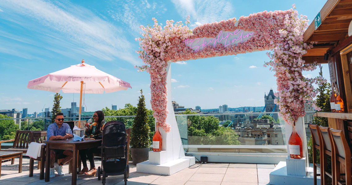 Rooftop restaurant & bar in London | The Skyline London