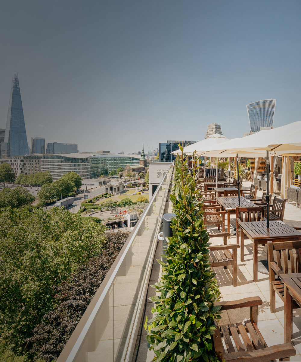 Rooftop restaurant & bar in London | The Skyline London